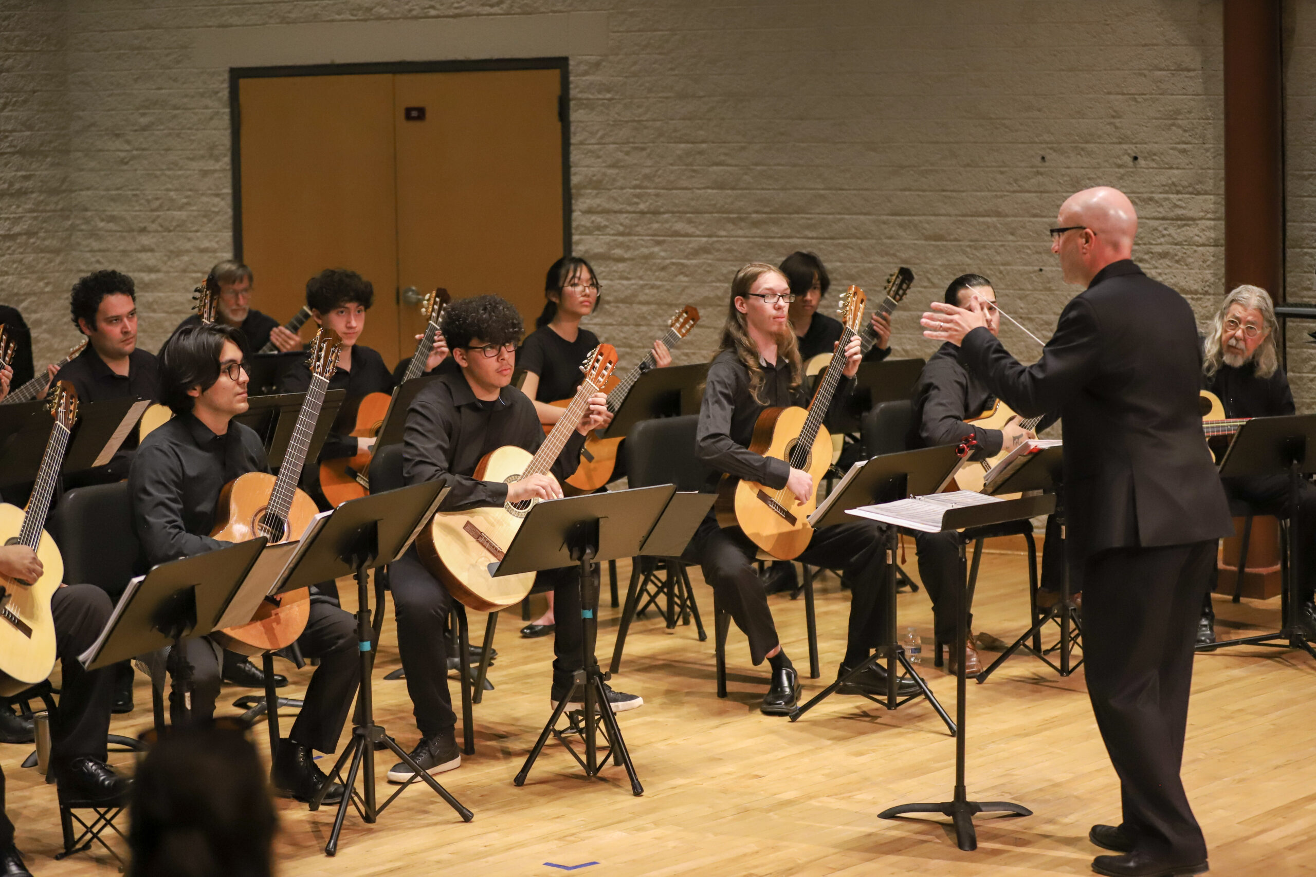 Pima Guitar Ensemble: Spring Concert / KXCI
