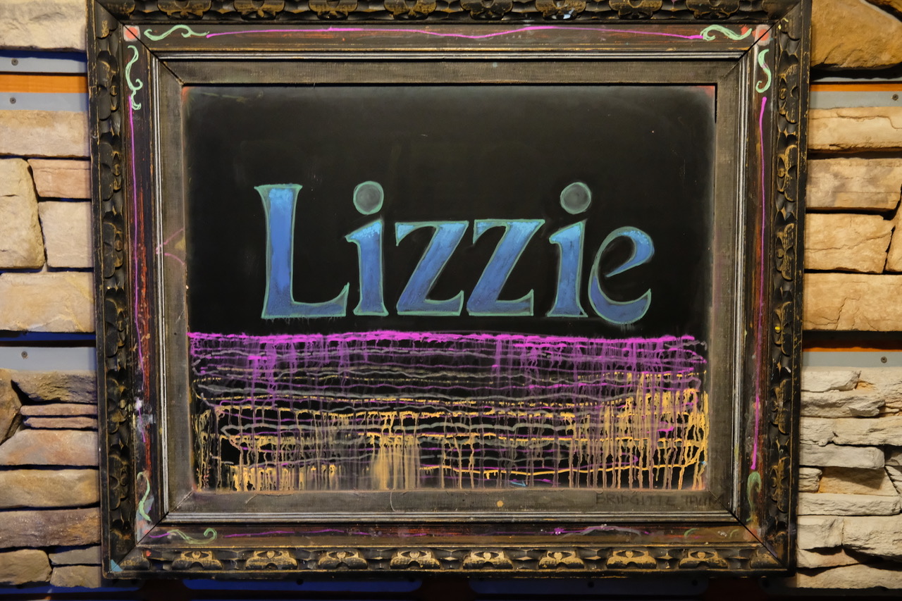 Lizzie – Locals Only / KXCI