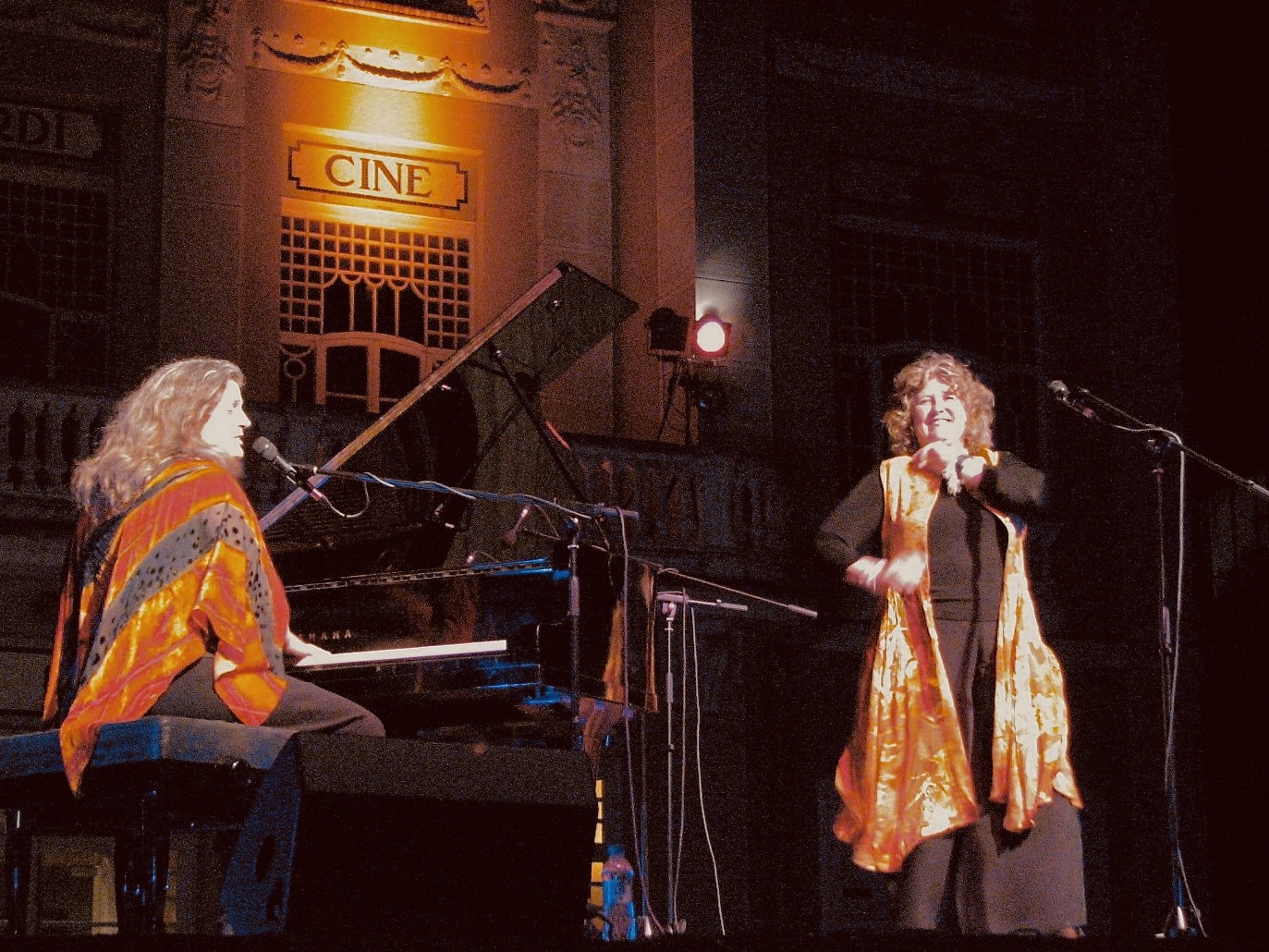 Diane & Lisa at Monterey Court! / KXCI